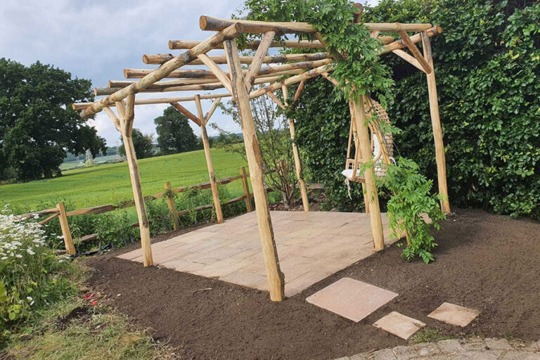 Kemps Landscaping | Timber Structures & Pergolas - Custom Outdoor Creations